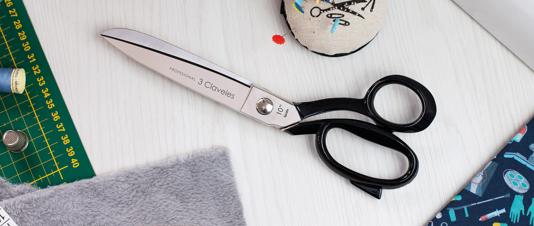 Tijeras de modista y costura 3 Claveles: La precisión al alcance de tu mano